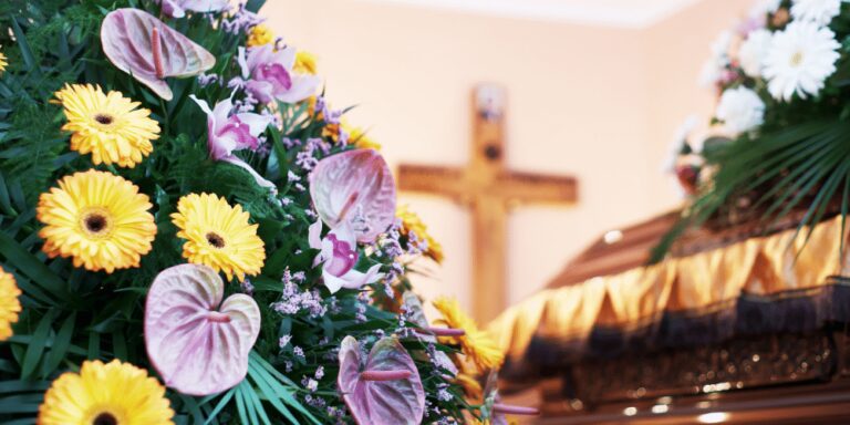 ¿Cuánto cuesta un servicio funerario y de cremación?